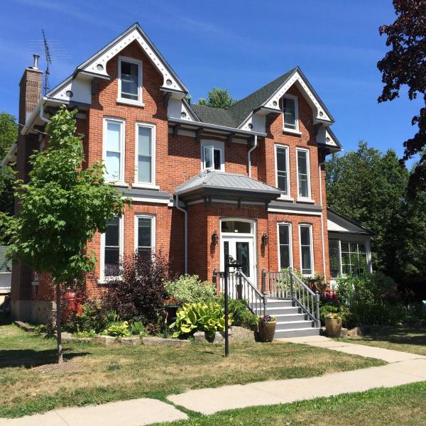 Seaway Manor B&b - Gananoque
