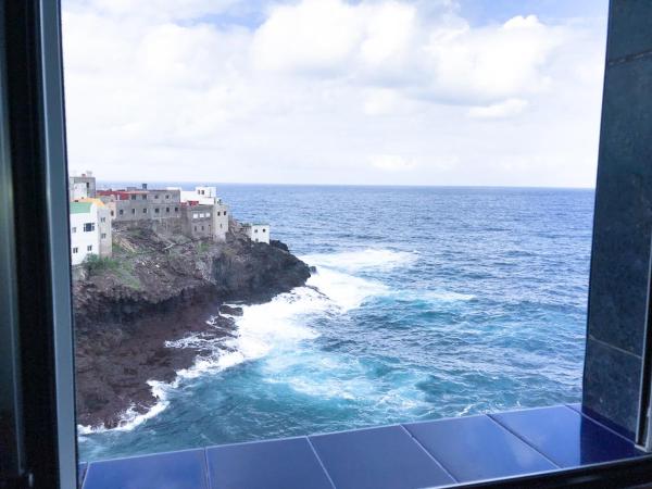 Cliff House Gran Canaria - Spain
