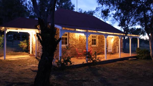 Dempster Cottage - Northam