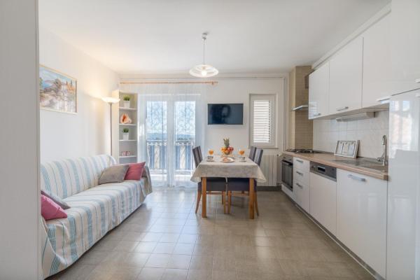 Apartment La Mare - Podstrana