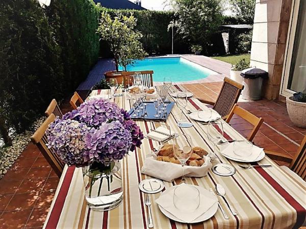 Bonita Villa Pareada Con Piscina Privada - Donostia-San Sebastian