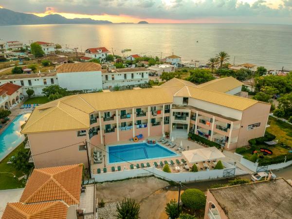 Deluxe Two-bedroom Apartment - Kalamaki