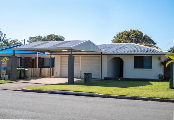 Michael Street 39 Golden Beach - Bribie Island