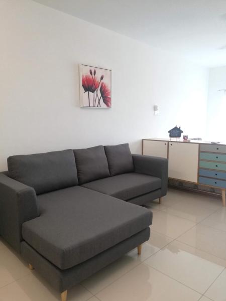 2 Carpark Gep 5 Star Hotel Bed & Sofa Studio - Serdang