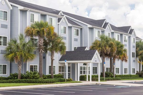 Microtel Inn & Suites By Wyndham Spring Hill/weeki Wachee - Spring Hill, FL