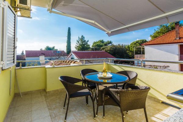 Apartman Mladenka - Sukošan