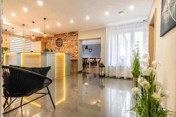 Samoobsługowy Hotel Astoria Fly Modlin Airport