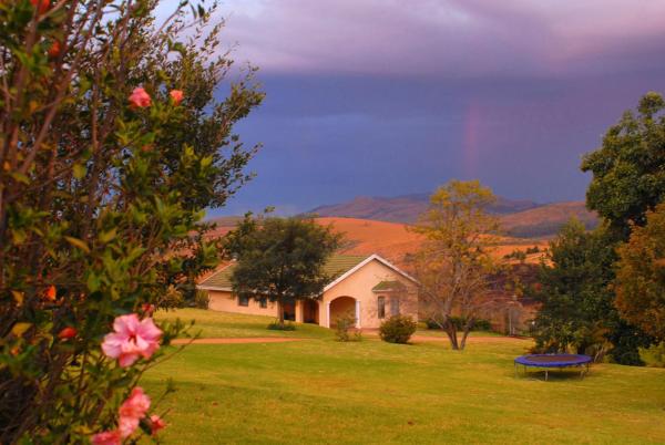 Thaba Tsweni Lodge, Your Home Away From Home! - Graskop