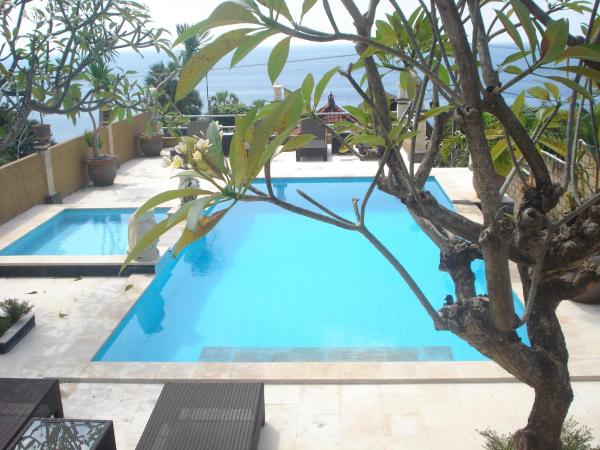 Barong Cafe Bungalow And Restaurant - Seraya
