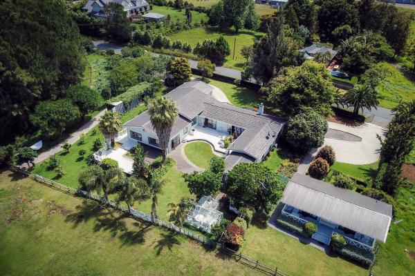 Bycroft Lodge - Pukekohe Hill