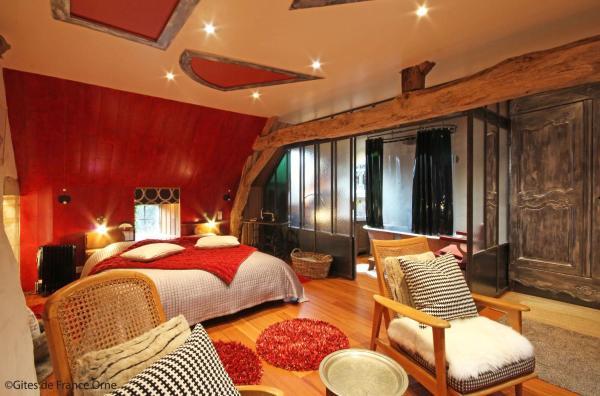 La Cage Aux Oiseaux - Orne