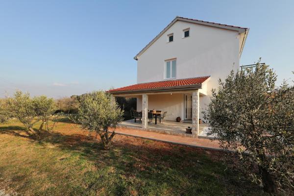 Holiday Home Hrast - Sukošan