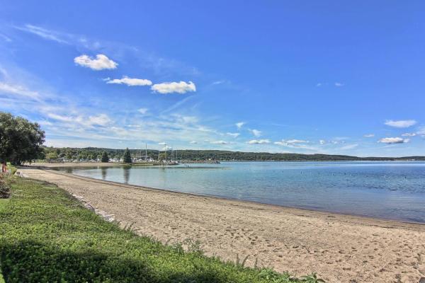 311 Water Street Inn - Boyne City, MI