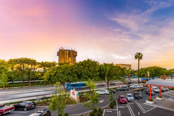 Anaheim Hotel - Anaheim