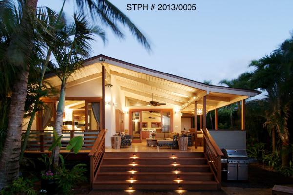 Paia Inn - Kahului, HI