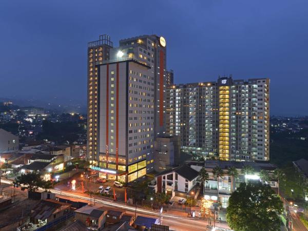 Harris Hotel & Conventions Ciumbuleuit Bandung - West Java