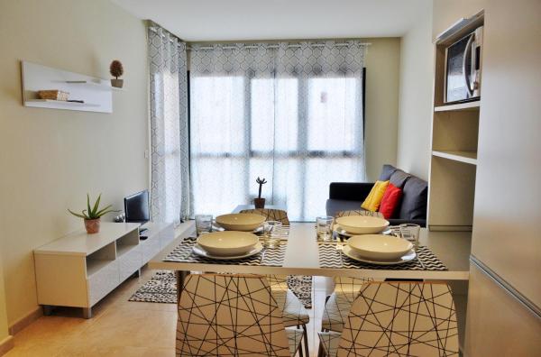 Modern Flat - Antigua