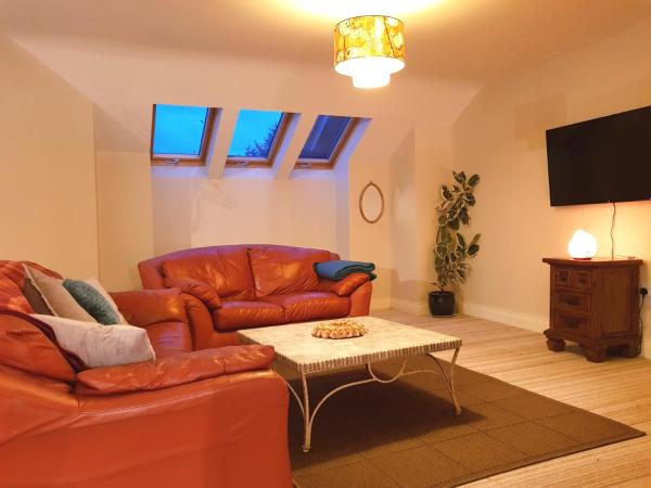 Large Group Accommodation Close To Killarney National Park - Killarney