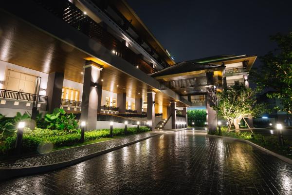 Nadee 10 Resort & Hotel - Khon Kaen