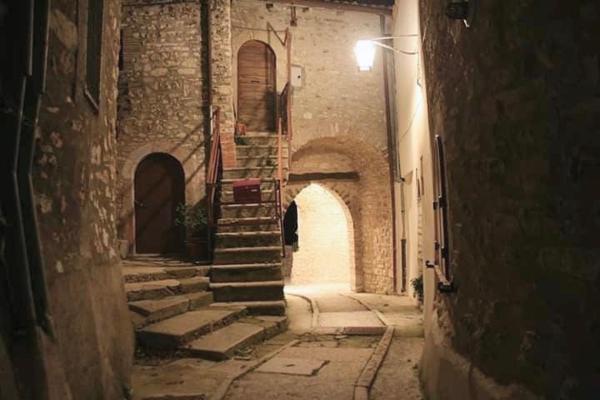 Le Case Dell'arco – Monte San Vito - Umbría