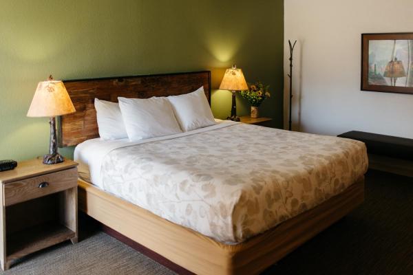 Brown County Inn - Nashville, IN