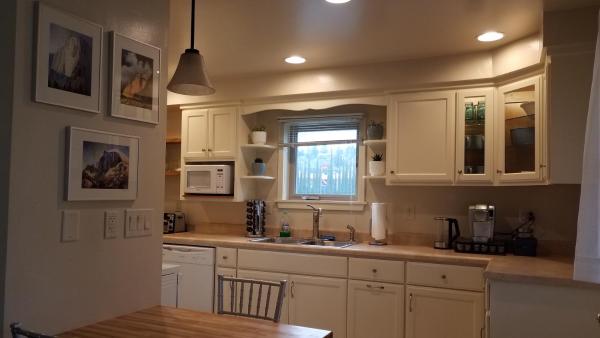 Condo Walking Distance To Pubs And Restaurants! - Mariposa, CA