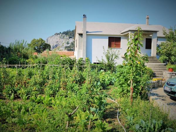 Apartment In Gata Near Adriatic Sea - Omiš