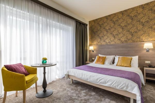 Hotel Mondo - Podstrana