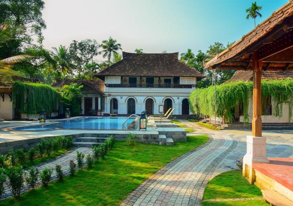 Kumarakom Tharavadu - Heritage Hotel - Kumarakom