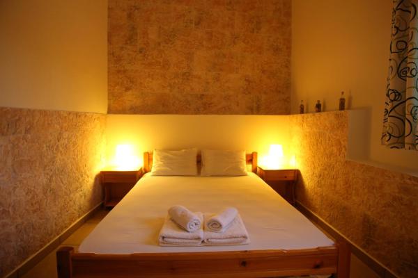 Oasis Rooms - Syros - Сирос