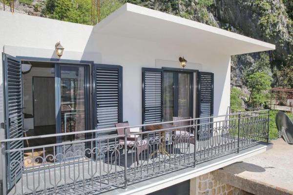 Anja - Kotor