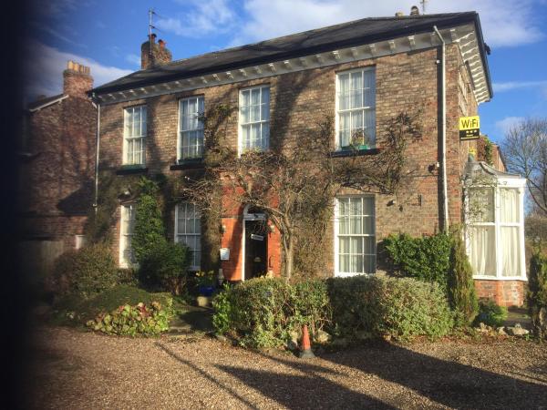 Holly Lodge - York