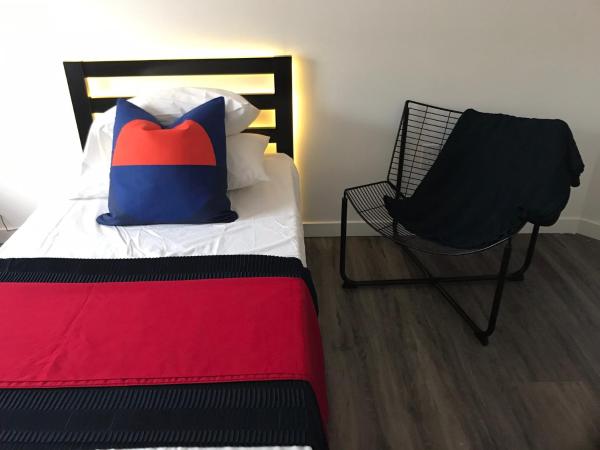 Modern Guesthouse Ironbound Newark With Kitchen-fasttraintonyc-onestoptoairport - Newark, NJ