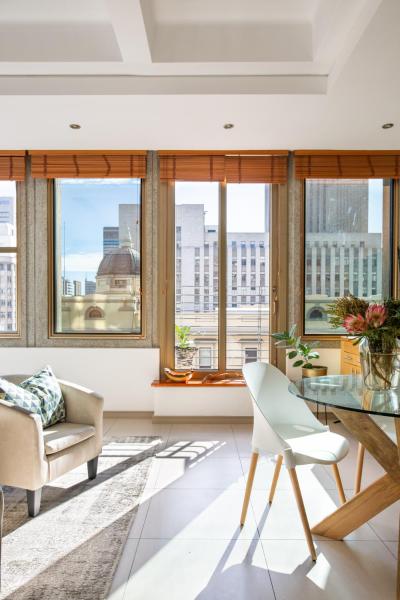 #508 Cartwright - City Haven - Camps Bay