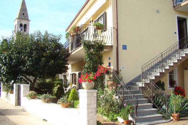 Apartment Complex Orzan Lovrecica - Novigrad