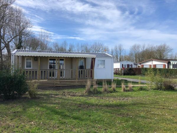 Camping La Haie Penée **** - Saint-Quentin-en-Tourmont