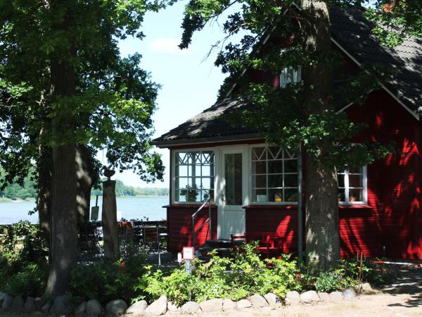 Idyllisches Ferienhaus Mit üBerdachter Terrasse - Wismar