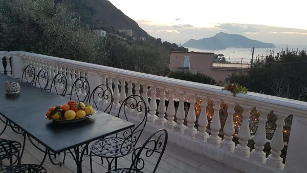 Il Profumo Di Capri - Massa Lubrense
