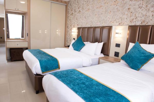 Britannia Hotel - Durban