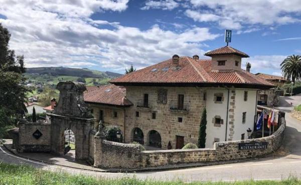Palacio De Arce - Santa Cruz de Bezana