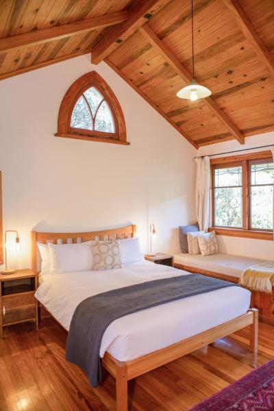 The Church Self-contained Cottages Hahei -
