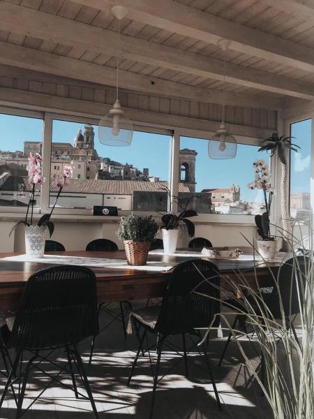 Attico Da Rosa Con Vista Spettacolare A 360 Gradi - Caltagirone