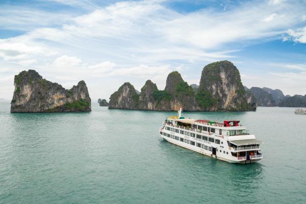 La Regina Royal Cruise - Quảng Yên