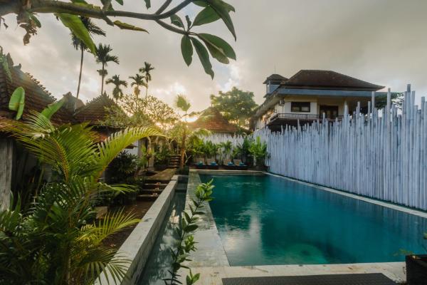 1 Superior Room Beautiful Garden View Close With Yoga Barn - Gianyar