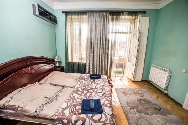 Gold District Apartment - Tbilisi