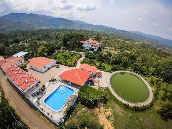 Las Tilapias Hotel - El Salvador