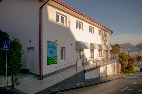 Wine Hill Hostel - Croatia