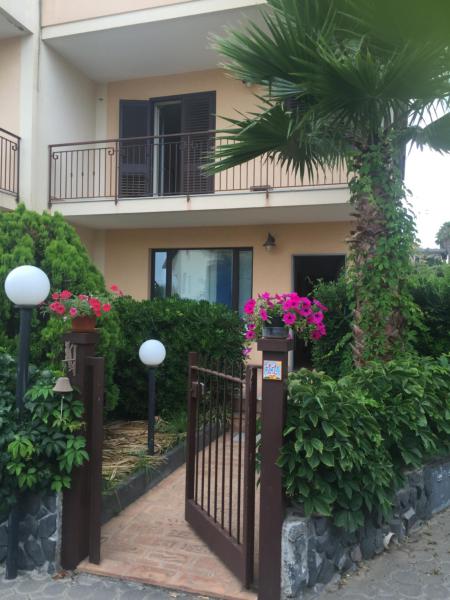 Villa Muse Holiday Oasi Sul Mare Di Capomulini, Acireale - Sicilia, Italy Locazione Turistica - Valverde