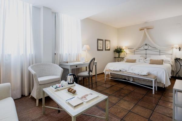 Palacio De Los Navas - Granada