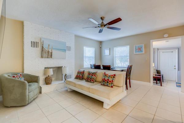 The Oasis Near The Cruise & Airport - By Avi - Dania Beach, FL